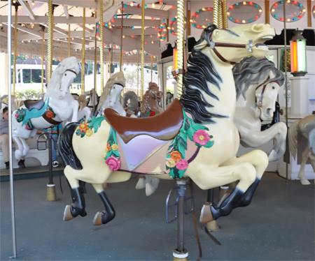 The Grand Carousel | Duryee.net